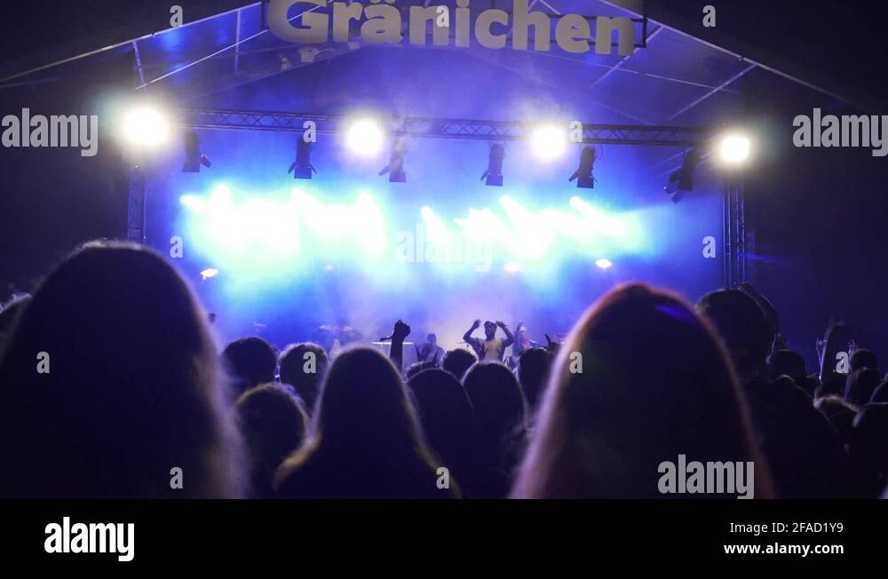 Clapping beat Stock Videos & Footage - HD and 4K Video Clips - Alamy