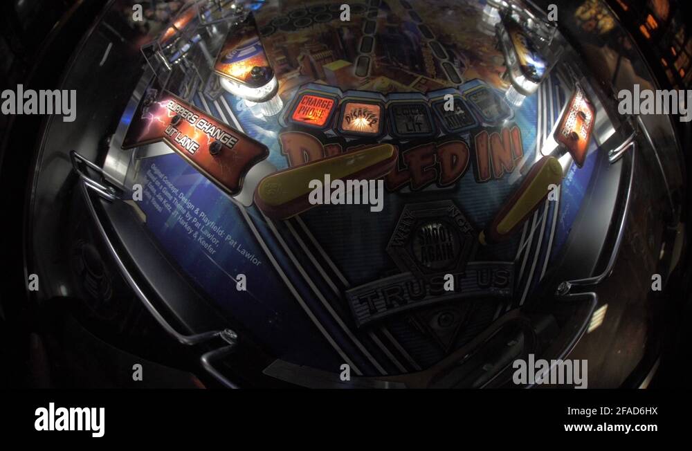 Pinball flipper Stock Videos & Footage - HD and 4K Video Clips - Alamy