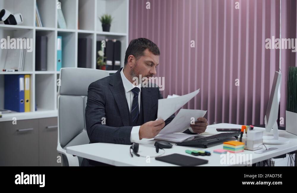 Sedentary work Stock Videos & Footage - HD and 4K Video Clips - Alamy
