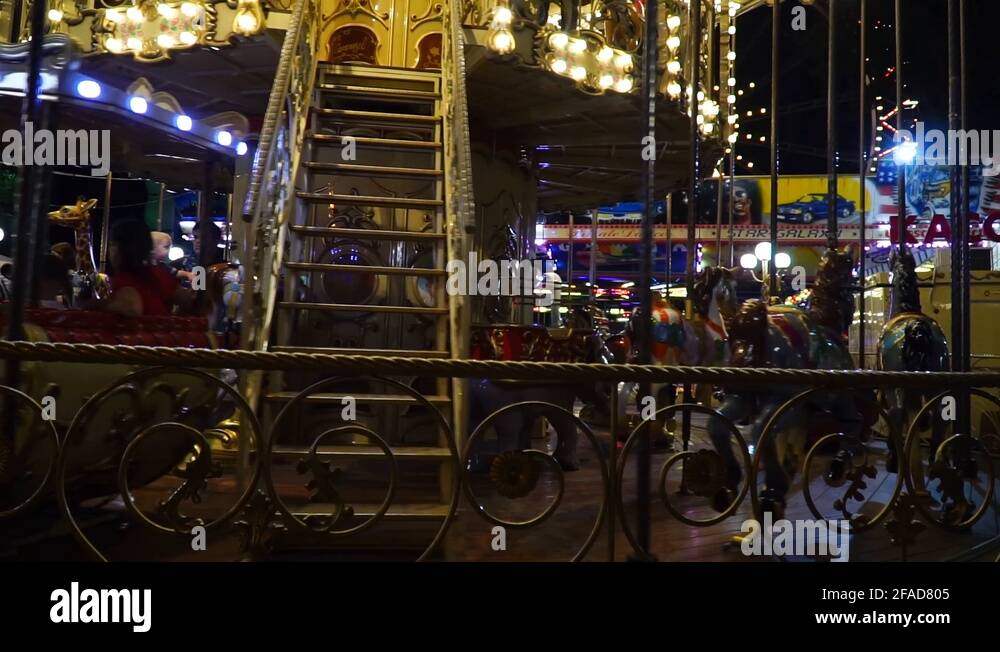 Golden carousel Stock Videos & Footage - HD and 4K Video Clips - Alamy
