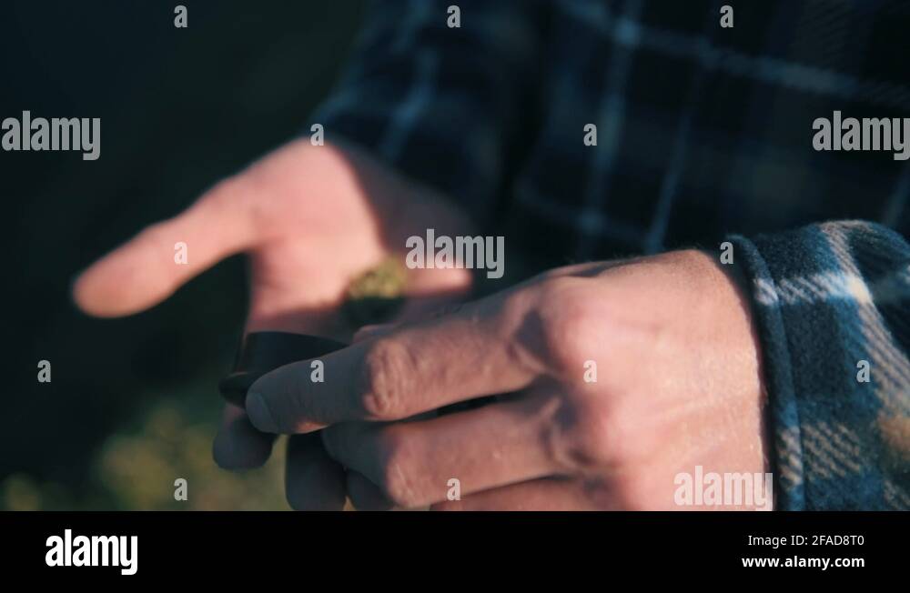Palm tapping Stock Videos & Footage - HD and 4K Video Clips - Alamy