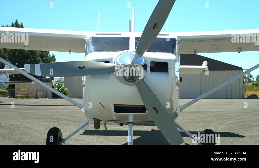 Airplane front propeller Stock Videos & Footage - HD and 4K Video Clips ...