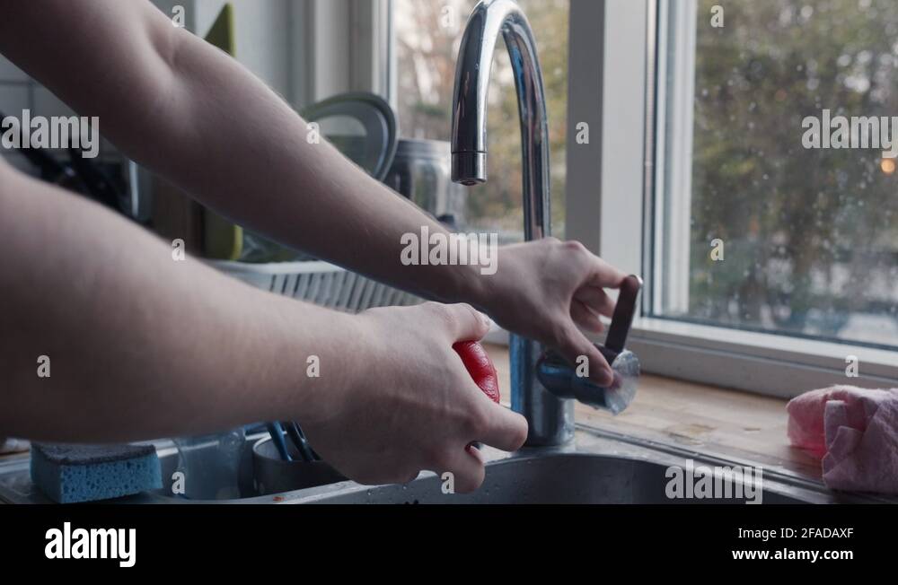 Germs in sink Stock Videos & Footage - HD and 4K Video Clips - Alamy