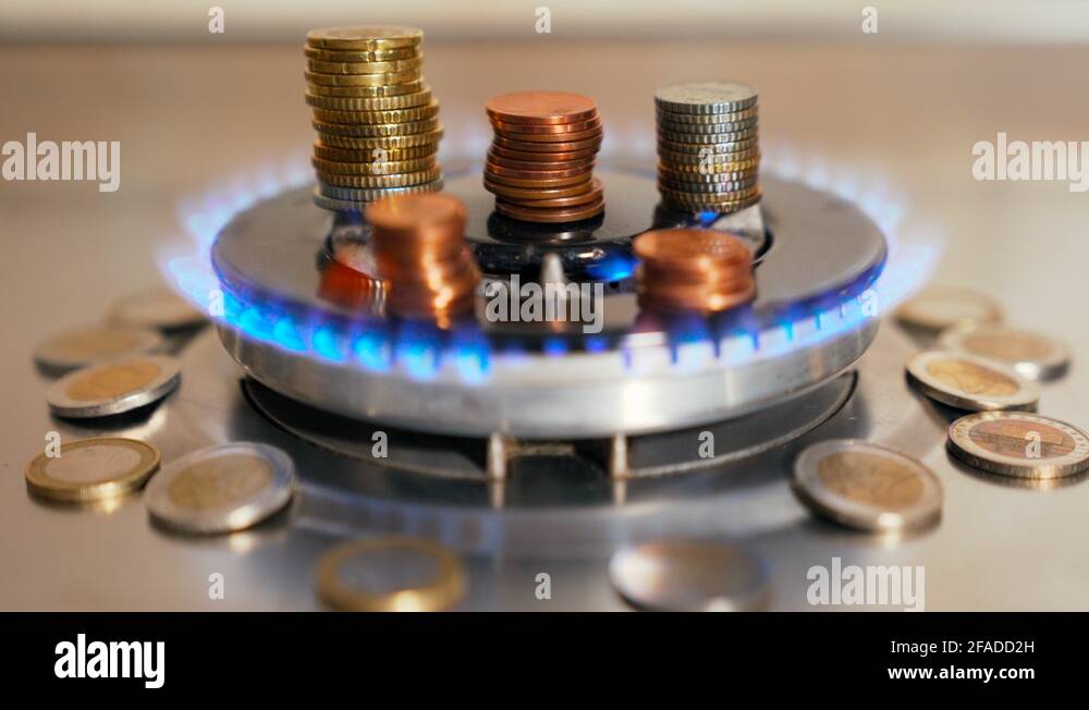 Gas burning money Stock Videos & Footage - HD and 4K Video Clips - Alamy