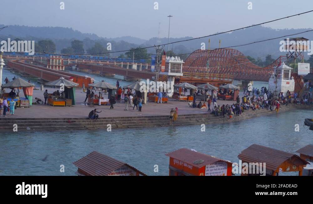 India uttarakhand haridwar river temple Stock Videos & Footage - HD and ...