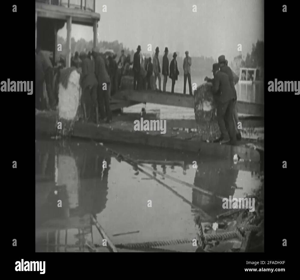 Dock worker historical Stock Videos & Footage - HD and 4K Video Clips ...