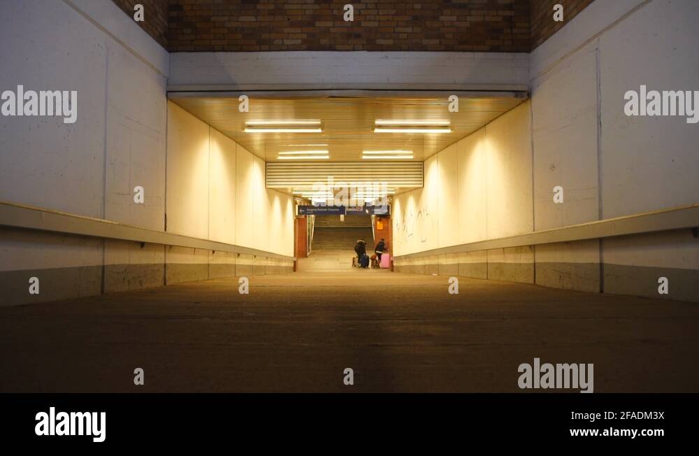 Terminal directions Stock Videos & Footage - HD and 4K Video Clips - Alamy