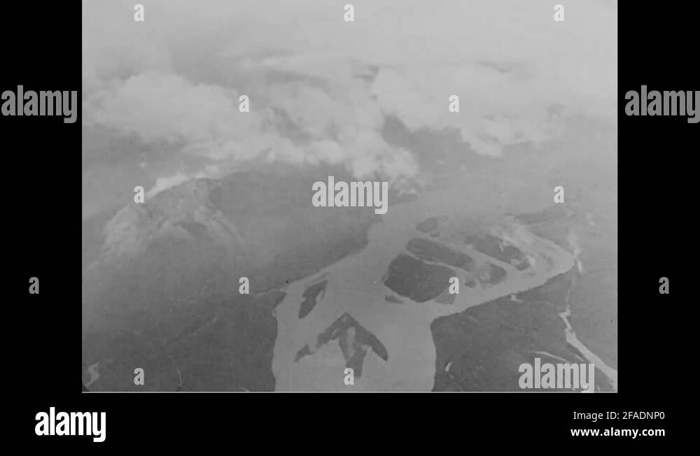 Flock of Canadian Geese in flight and map shows their migration paths ...