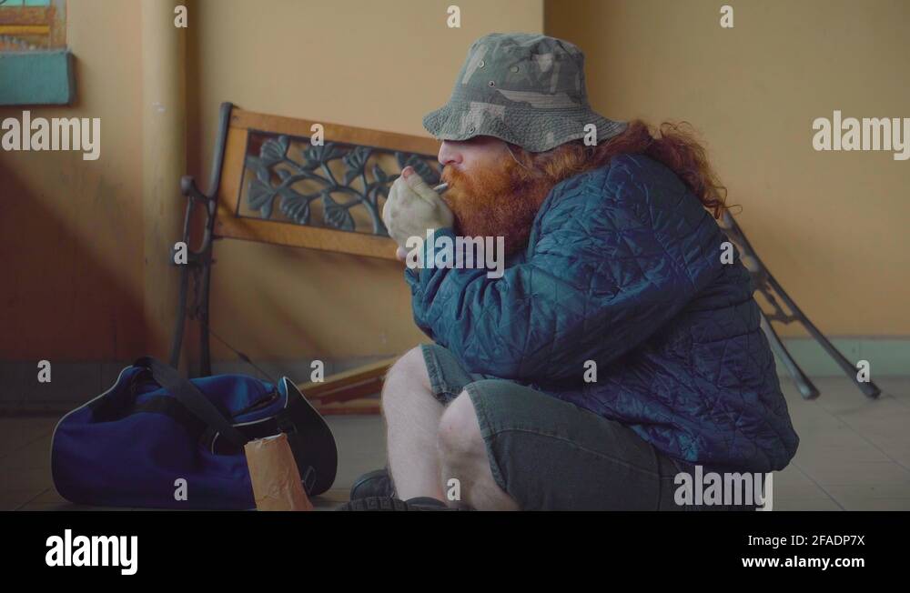 Tobacco broken Stock Videos & Footage - HD and 4K Video Clips - Alamy