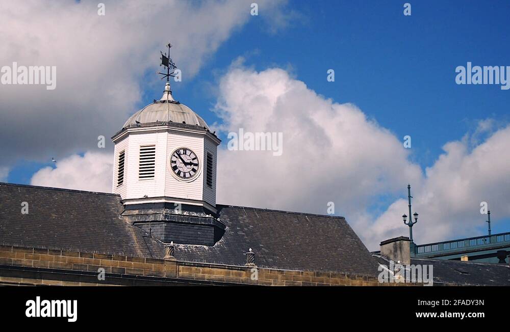 Sunny clock Stock Videos & Footage - HD and 4K Video Clips - Alamy