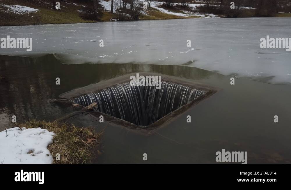 Overflow pond Stock Videos & Footage - HD and 4K Video Clips - Alamy