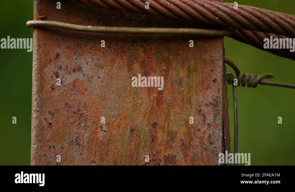 Rusty wire cable Stock Videos & Footage - HD and 4K Video Clips - Alamy