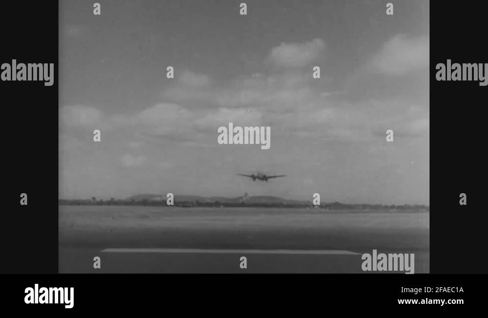 U s plane wwii Stock Videos & Footage - HD and 4K Video Clips - Alamy