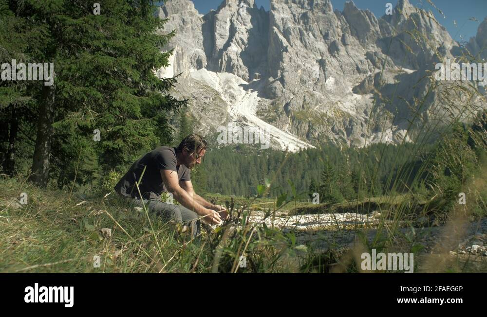 Camper place Stock Videos & Footage - HD and 4K Video Clips - Alamy