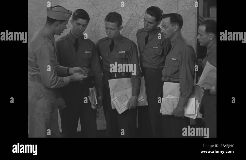 Ww2 trainer Stock Videos & Footage - HD and 4K Video Clips - Alamy