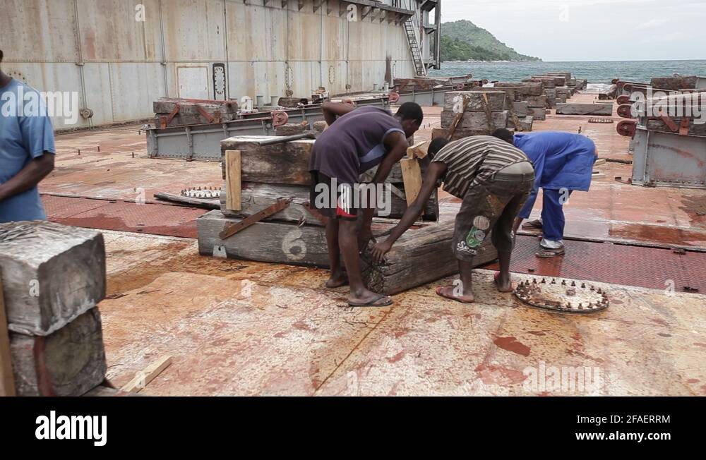 Ship block Stock Videos & Footage - HD and 4K Video Clips - Alamy
