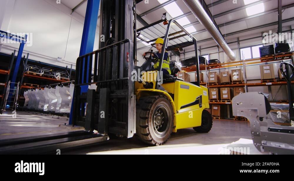 Warehouse vehicle Stock Videos & Footage - HD and 4K Video Clips - Alamy
