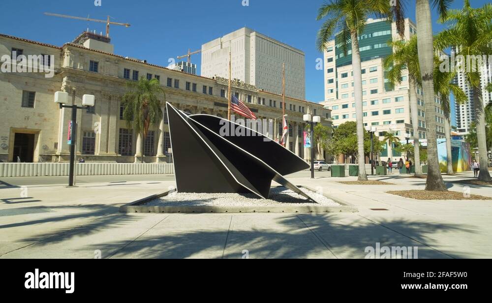 Wolfson campus Stock Videos & Footage - HD and 4K Video Clips - Alamy