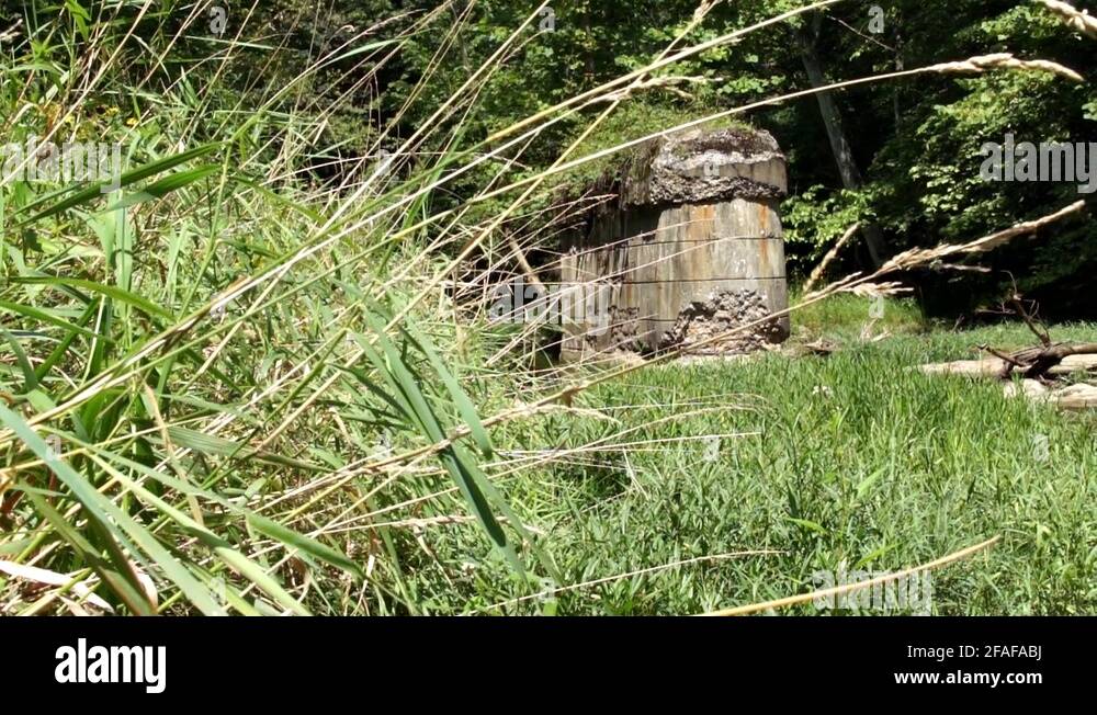 Breakdown bridge Stock Videos & Footage - HD and 4K Video Clips - Alamy