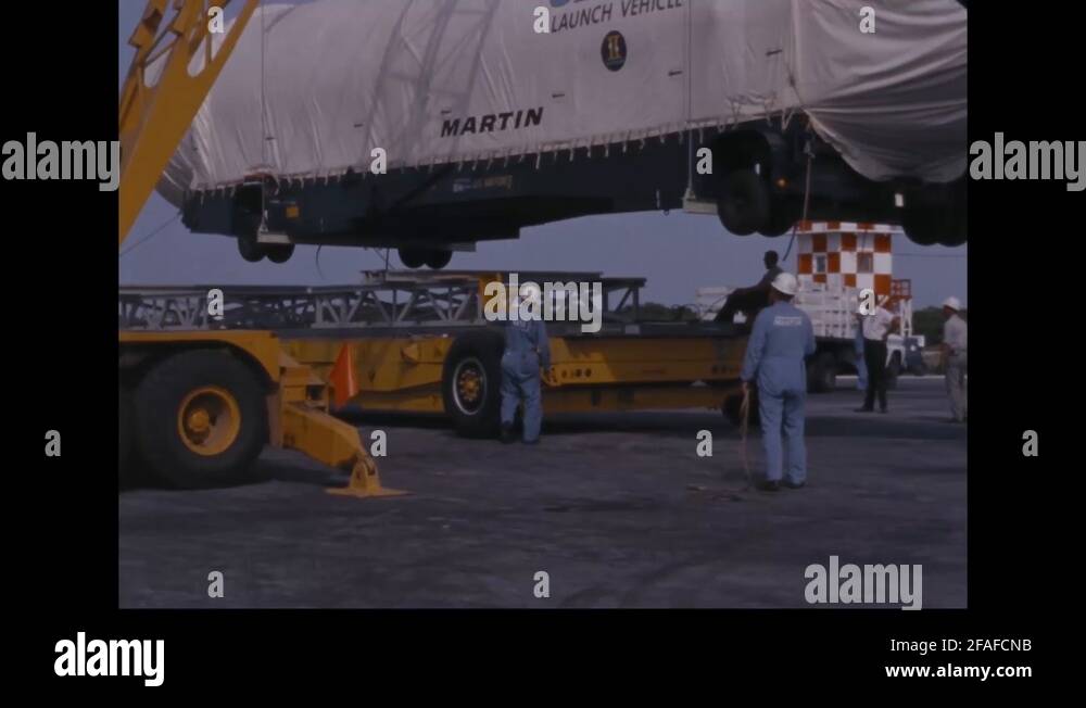 Airstrip vehicle Stock Videos & Footage - HD and 4K Video Clips - Alamy