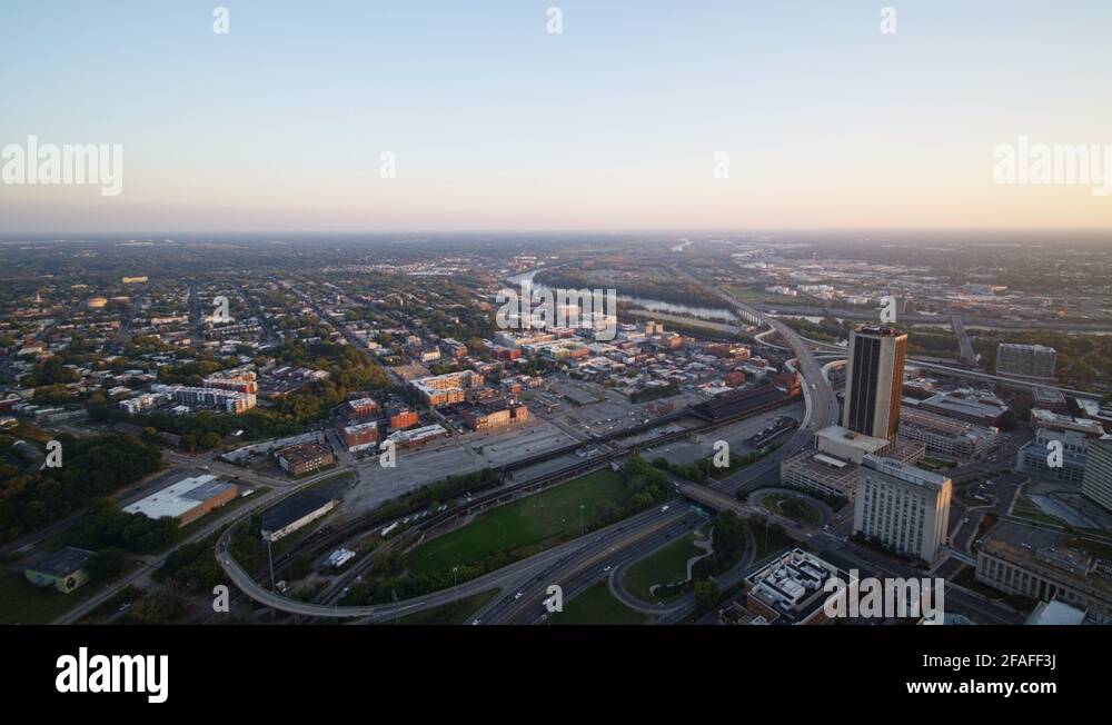 Overhead expressway Stock Videos & Footage - HD and 4K Video Clips - Alamy