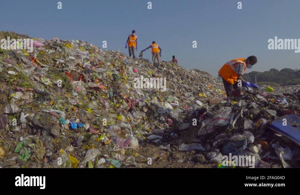 India waste management Stock Videos & Footage - HD and 4K Video Clips ...