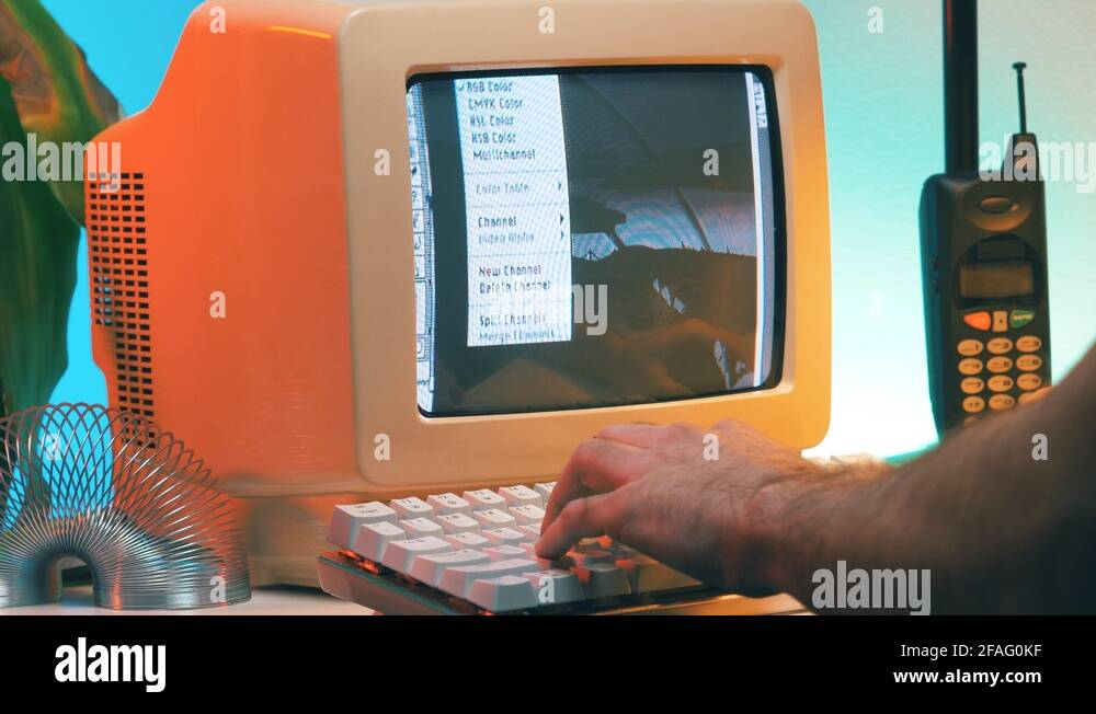 Vintage computer 80s Stock Videos & Footage - HD and 4K Video Clips - Alamy