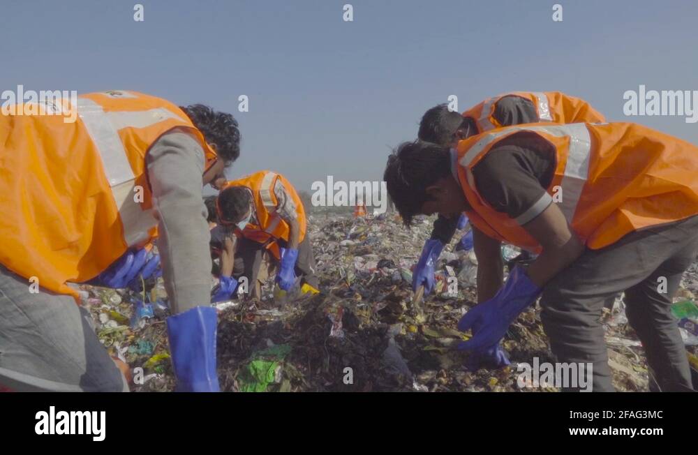 India waste management Stock Videos & Footage - HD and 4K Video Clips ...