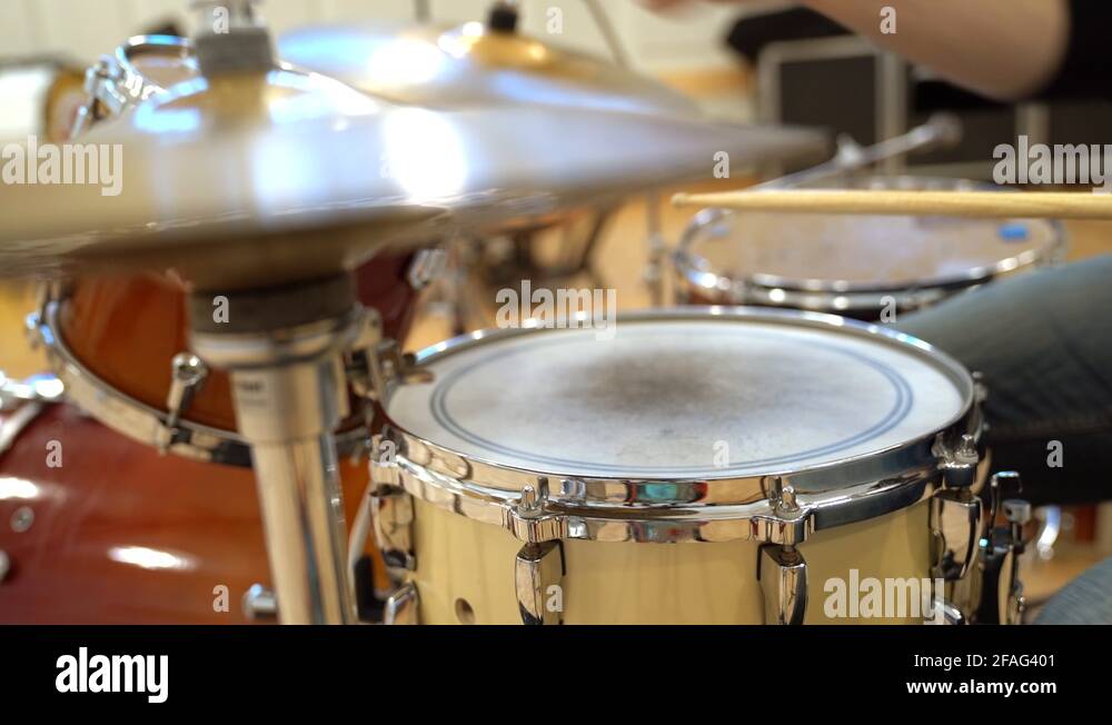 Pearl drum set Stock Videos & Footage - HD and 4K Video Clips - Alamy