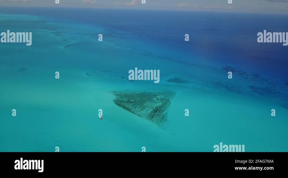 Bahama bank Stock Videos & Footage - HD and 4K Video Clips - Alamy