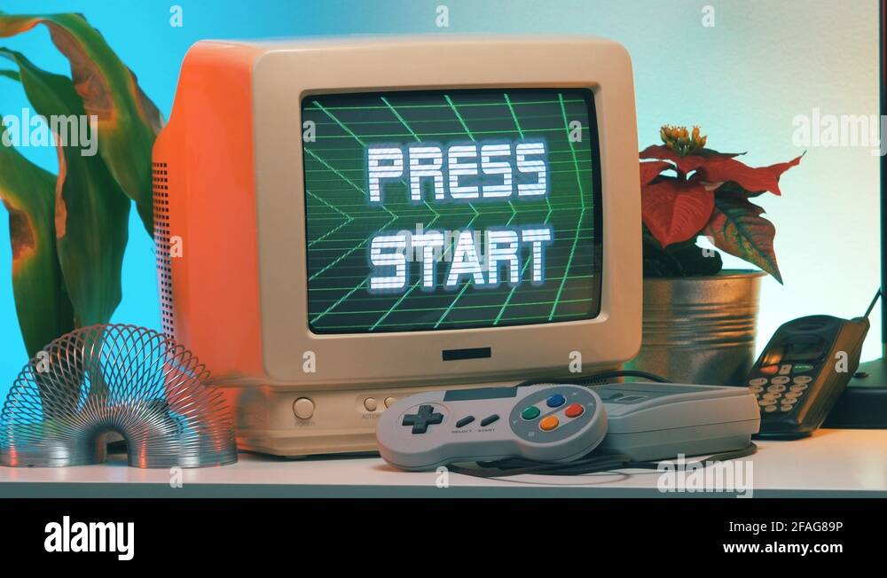 PRESS START Old Vintage TV Computer Screen from 80s 90s Retro Video ...