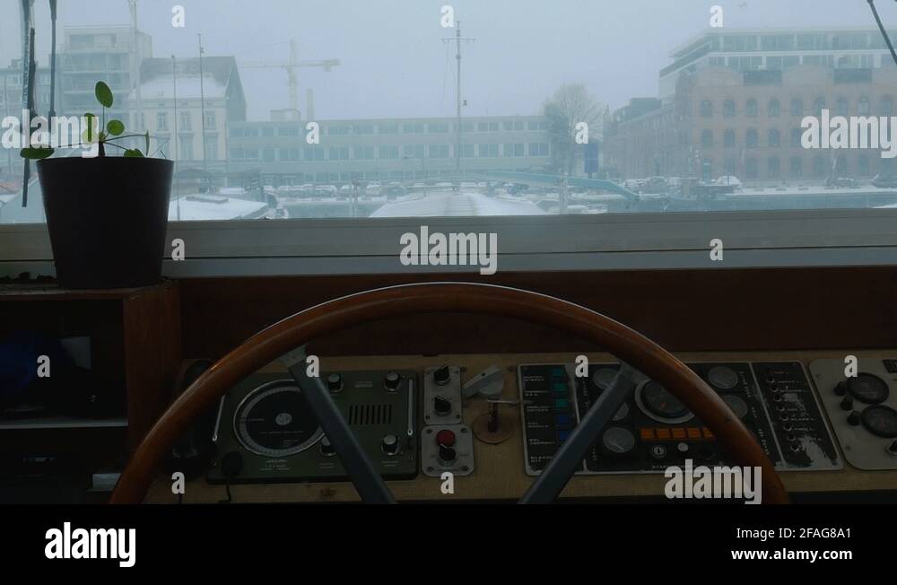 Rudder of a barge Stock Videos & Footage - HD and 4K Video Clips - Alamy