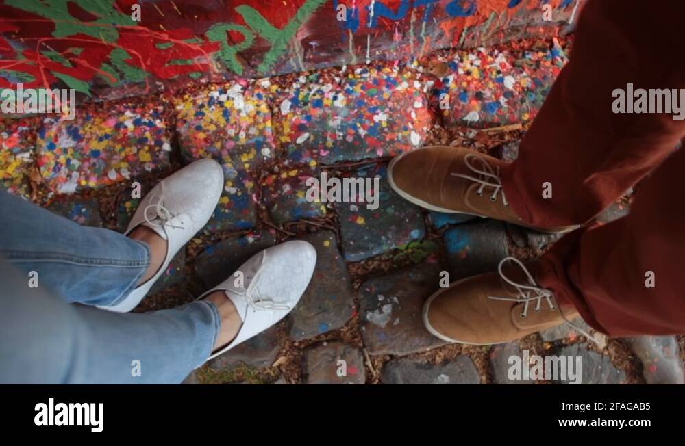 Feet paint Stock Videos & Footage - HD and 4K Video Clips - Alamy