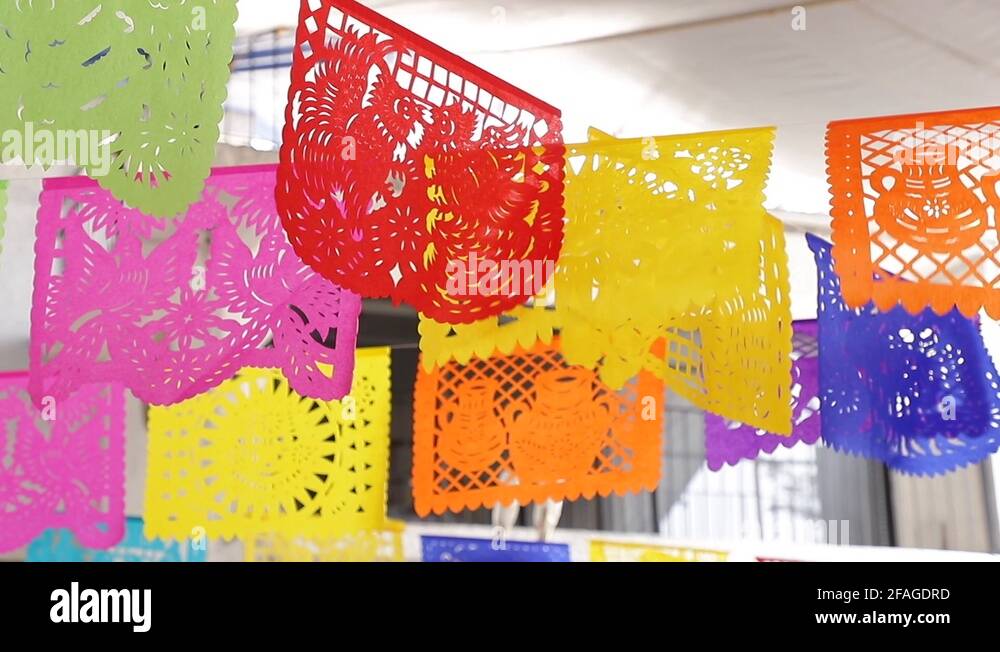 Papel picado Stock Videos & Footage - HD and 4K Video Clips - Alamy
