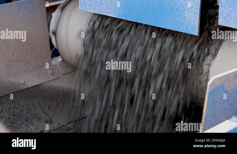 Rock mover Stock Videos & Footage - HD and 4K Video Clips - Alamy