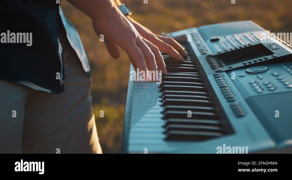 Sunset piano Stock Videos & Footage - HD and 4K Video Clips - Alamy