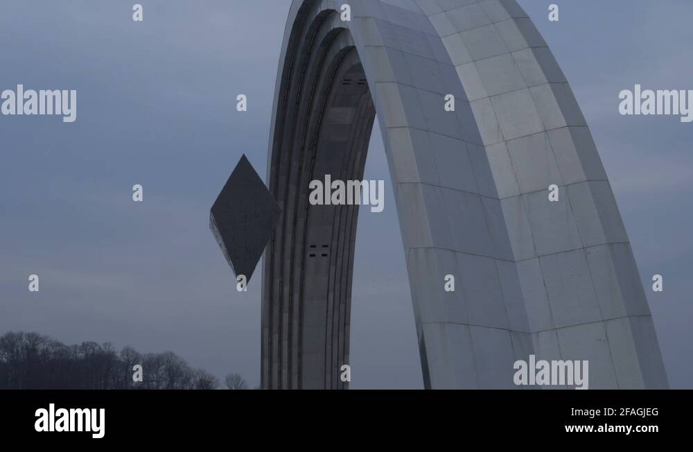 Alien arch Stock Videos & Footage - HD and 4K Video Clips - Alamy