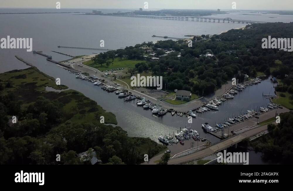 Harbor overview Stock Videos & Footage - HD and 4K Video Clips - Alamy