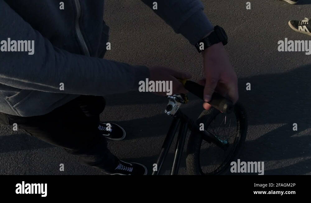 Falling arm Stock Videos & Footage - HD and 4K Video Clips - Alamy