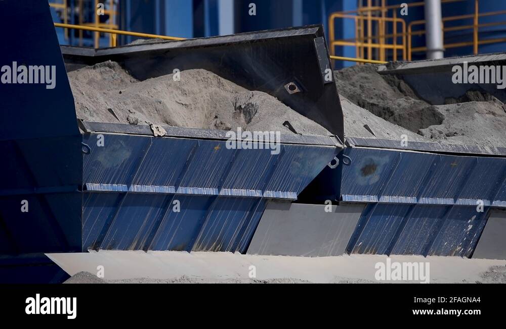 Factory bitumen Stock Videos & Footage - HD and 4K Video Clips - Alamy