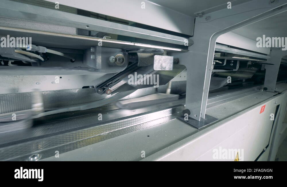 Paper machines Stock Videos & Footage - HD and 4K Video Clips - Alamy