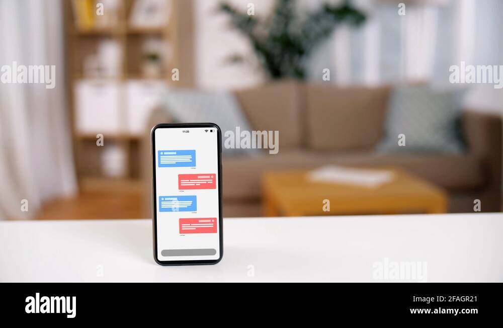 Text messages screen Stock Videos & Footage - HD and 4K Video Clips - Alamy