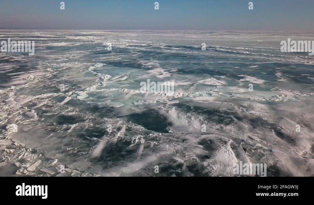 Lake erie frozen Stock Videos & Footage - HD and 4K Video Clips - Alamy