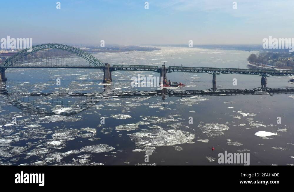 River ice aerial Stock Videos & Footage - HD and 4K Video Clips - Alamy