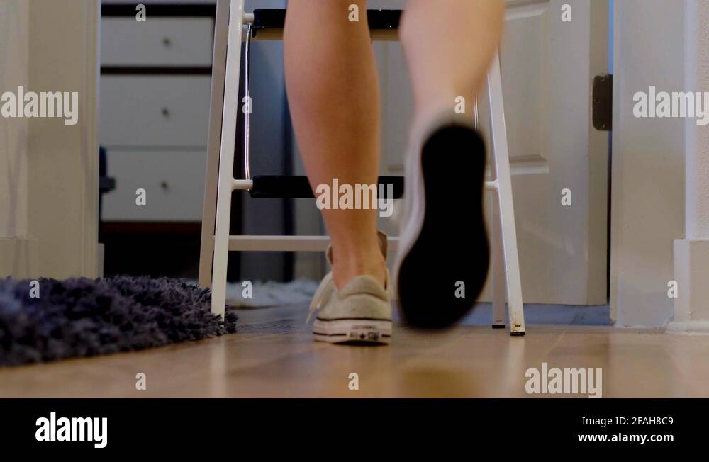 Woman, tippy toes Stock Videos & Footage - HD and 4K Video Clips - Alamy