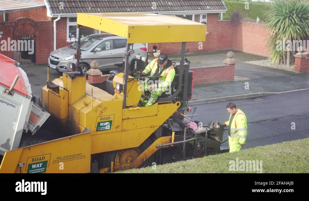 Slipform paving machine Stock Videos & Footage - HD and 4K Video Clips ...