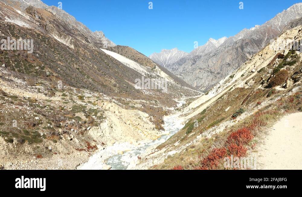 Gaumukh glaciers Stock Videos & Footage - HD and 4K Video Clips - Alamy