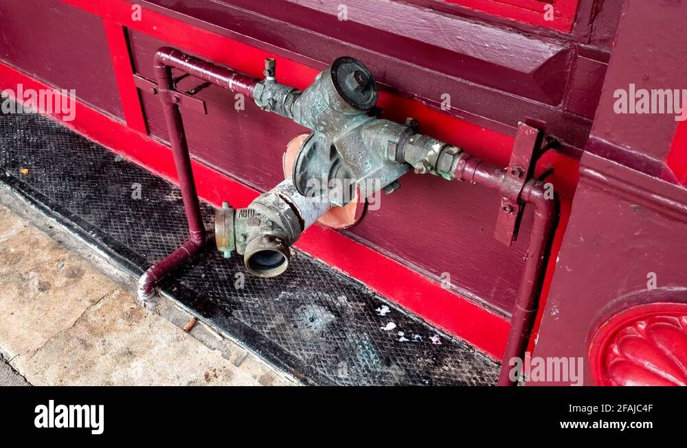 Red top fire hydrant Stock Videos & Footage - HD and 4K Video Clips - Alamy