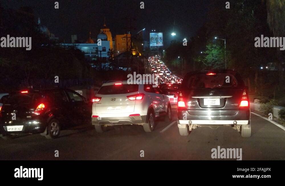 Traffic lights india Stock Videos & Footage - HD and 4K Video Clips - Alamy