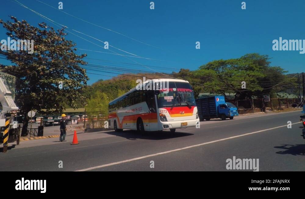 Liner bus Stock Videos & Footage - HD and 4K Video Clips - Alamy